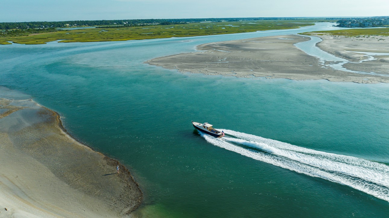 Yacht Charter Along The Idyllic Waterways Near To Wilmington